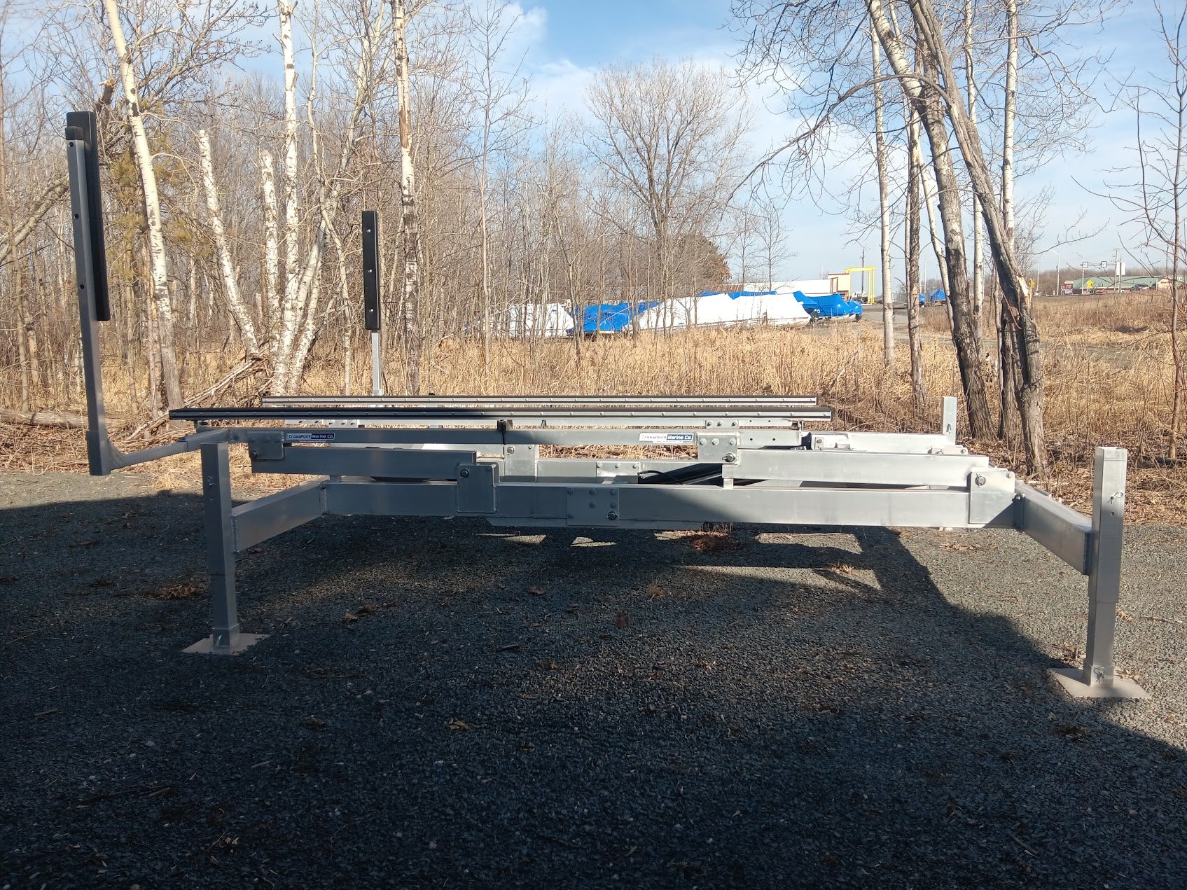 CrossPoint Hydraulic Surf Boat Lifts