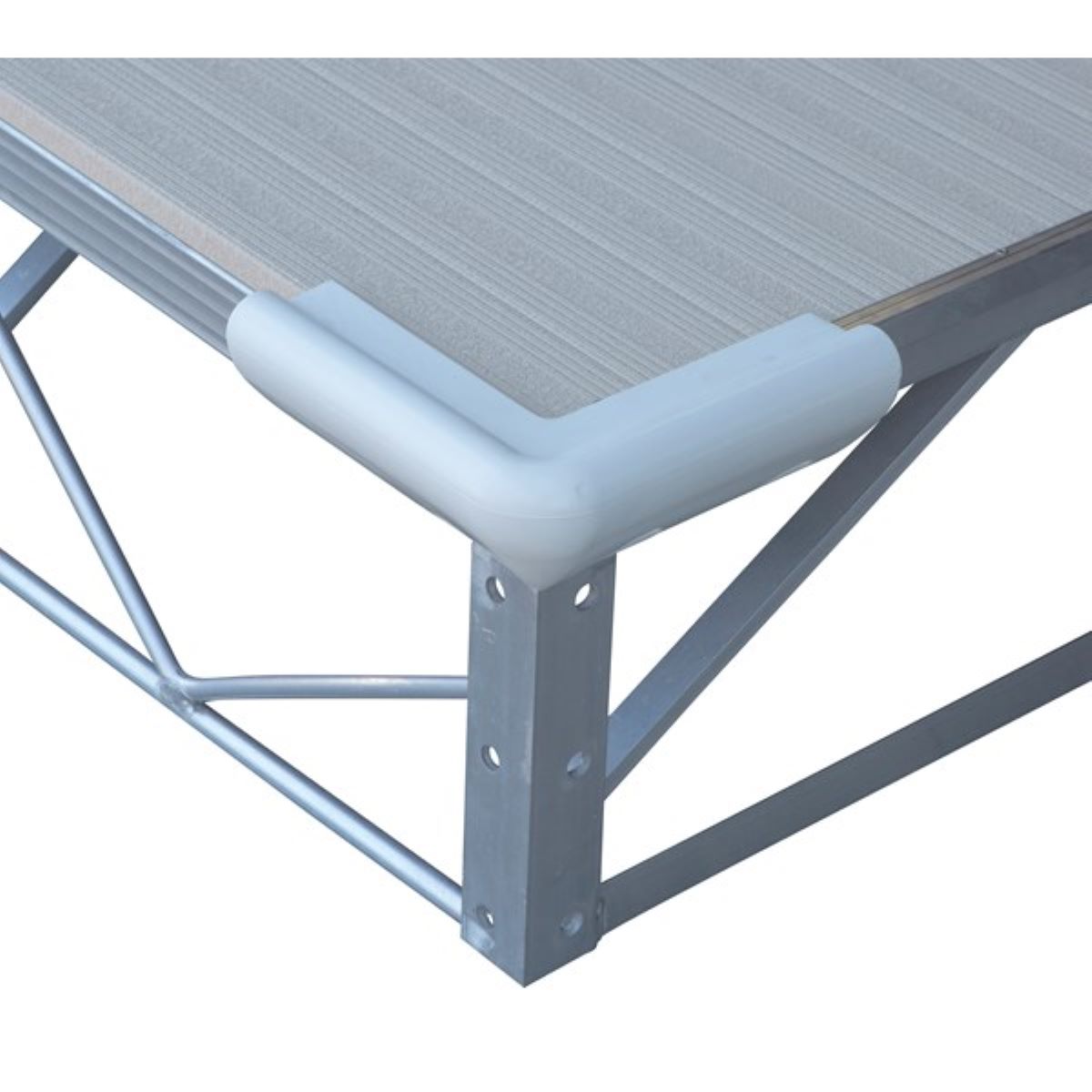 Hewitt 10" Universal Corner Bumper